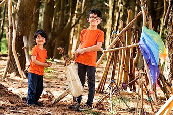 20-Piece Fort Building Set - Connect, Create, and Grow in the Great Ou ...