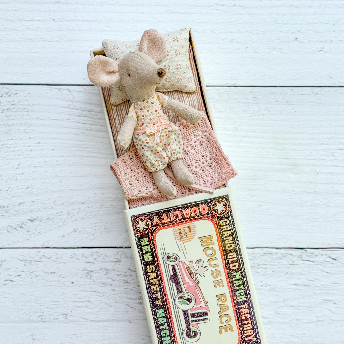 Little Sister Mouse in a Match Box (2024) - Maileg — Oak & Ever