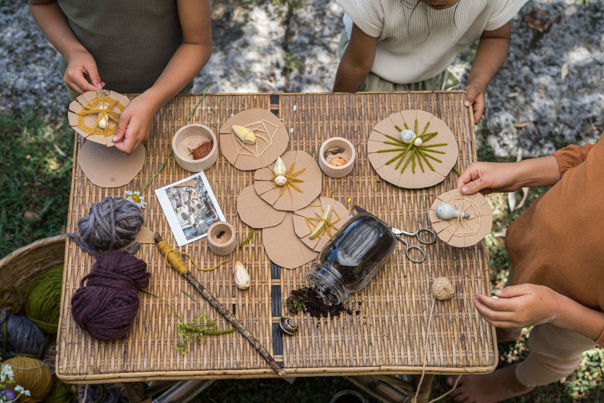 Wild Exploration Play Set – 12 Hand painted Wooden Creatures with Stor ...