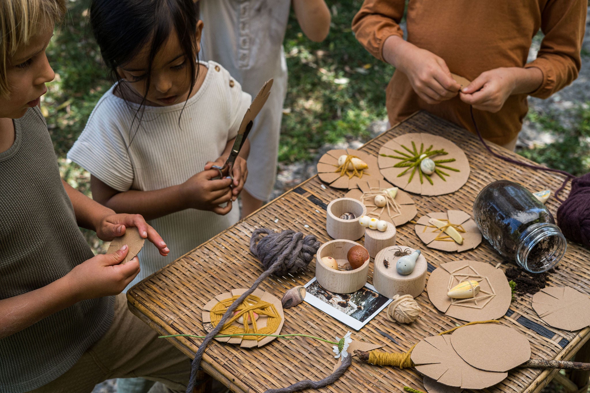 Wild Exploration Play Set – 12 Hand painted Wooden Creatures with Stor ...