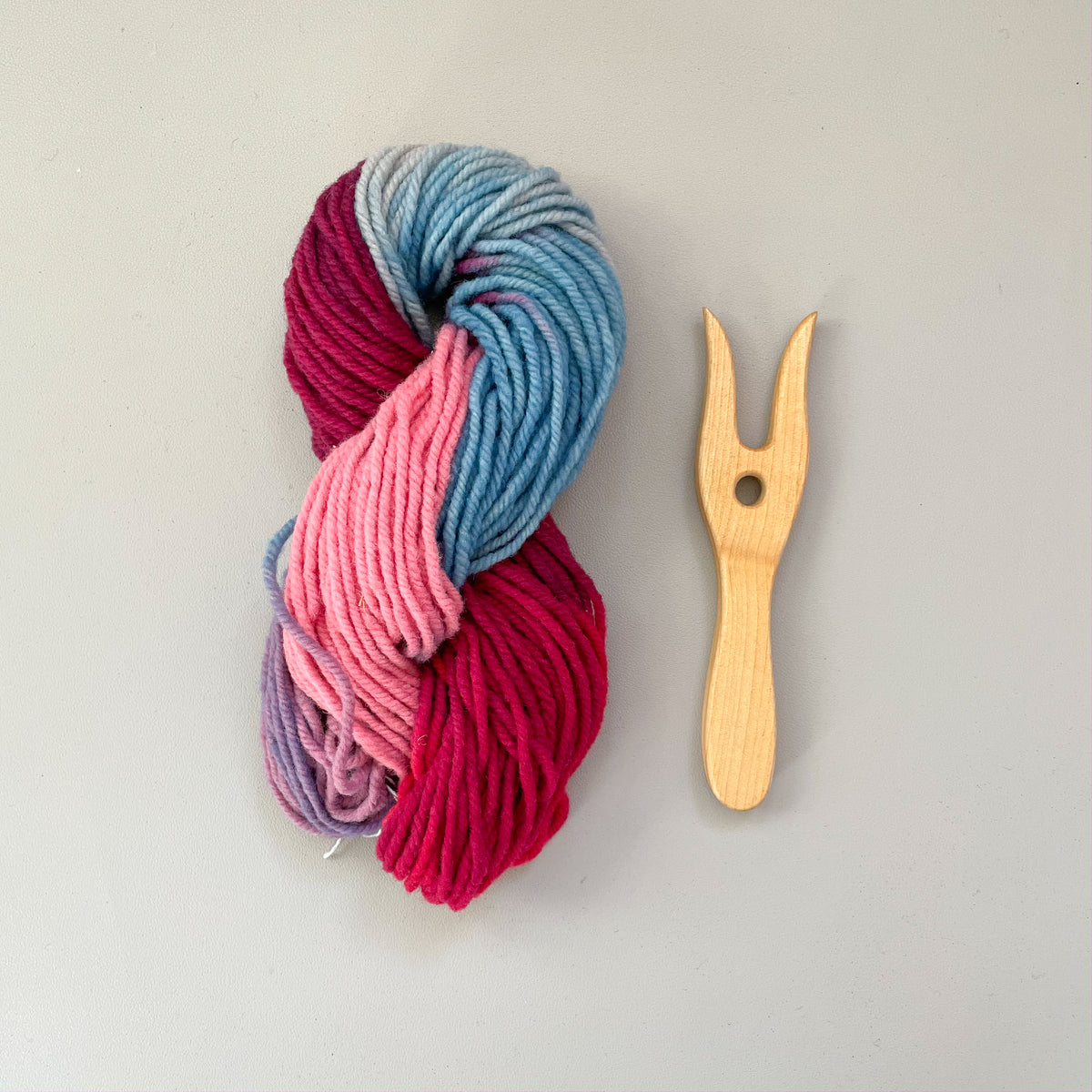 Knitting Fork with Organic Wool Yarn - Red/Pink — Oak & Ever