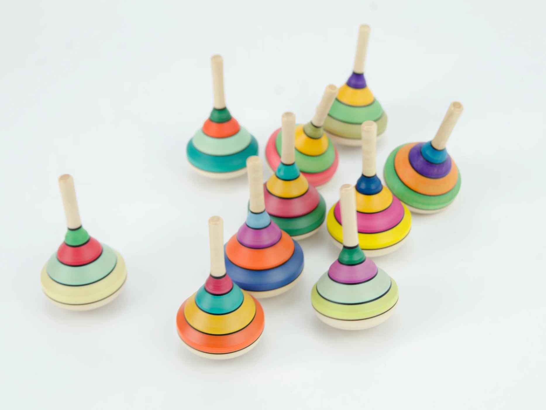 Harlekin Spinning Top - Wooden Spinning Top - Mader — Oak & Ever